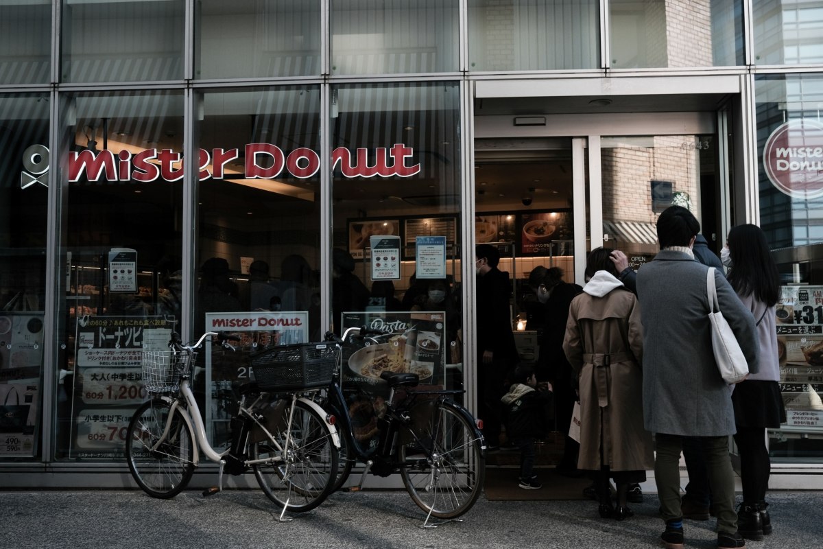 RE&S to set up first 'Mister Donut' outlet in Singapore under master ...