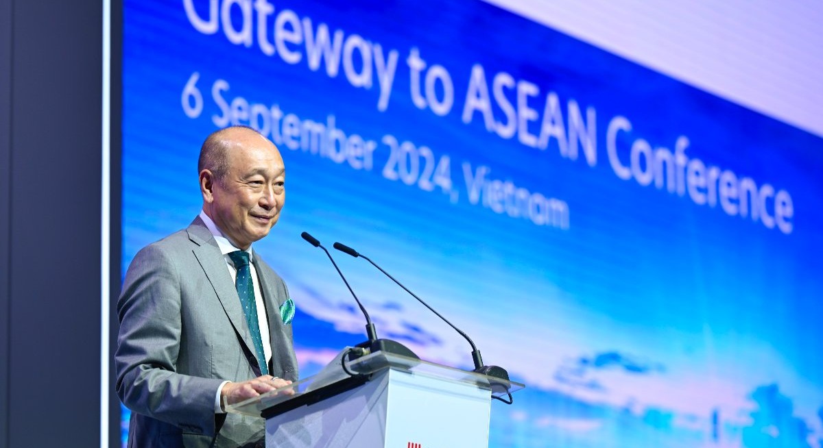 UOB is ‘committed’ to Vietnam for the long term, says the bank's deputy ...