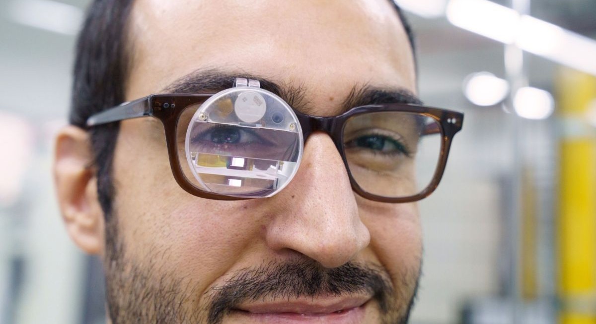 Singapore startup attracts high-profile backers for AI monocle