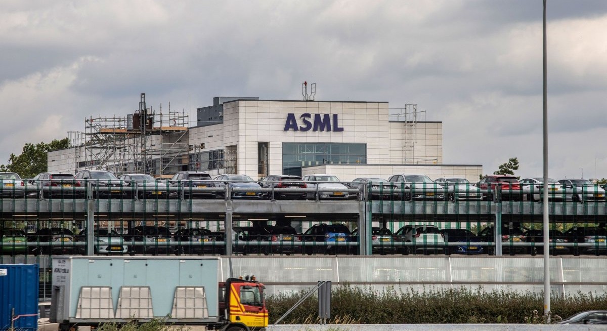 ASML and TSMC can disable chip machines if China invades Taiwan