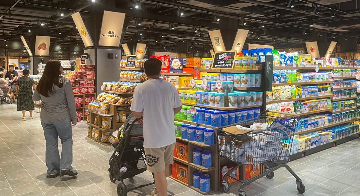 China’s mega-grocers turn to an upstart to win back shoppers
