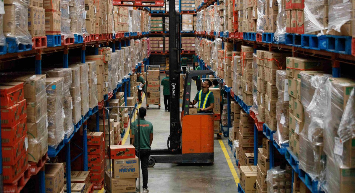 Malaysia's biggest IPO in seven years to turn 99 Speed Mart founder ...