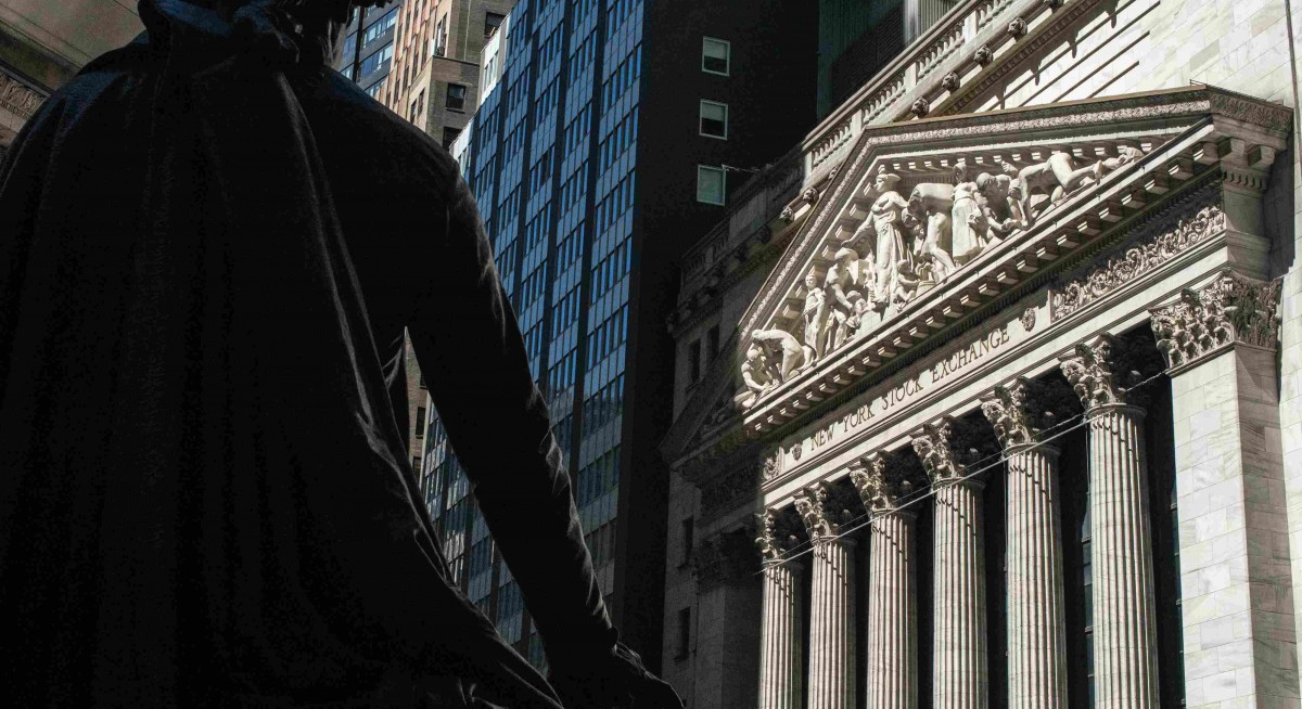 Option traders bet on deep Treasury market sell-off within weeks
