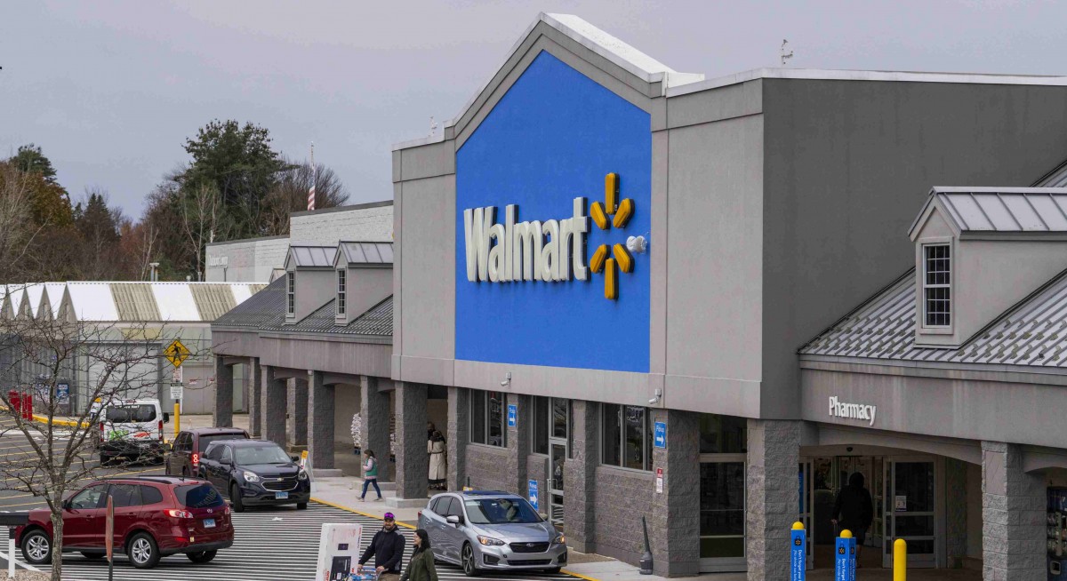 Walmart says it will miss climate targets as green challenges mount