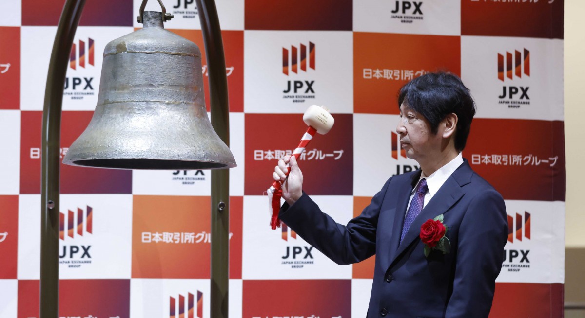 JX metals rises in debut after biggest Japan IPO since SoftBank