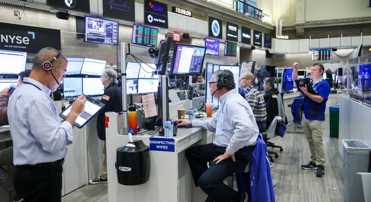 Nasdaq 100 slides as Broadcom’s forecast spooks traders on AI