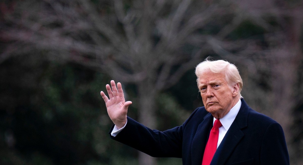 Trump officials vow to keep all US coal plants running