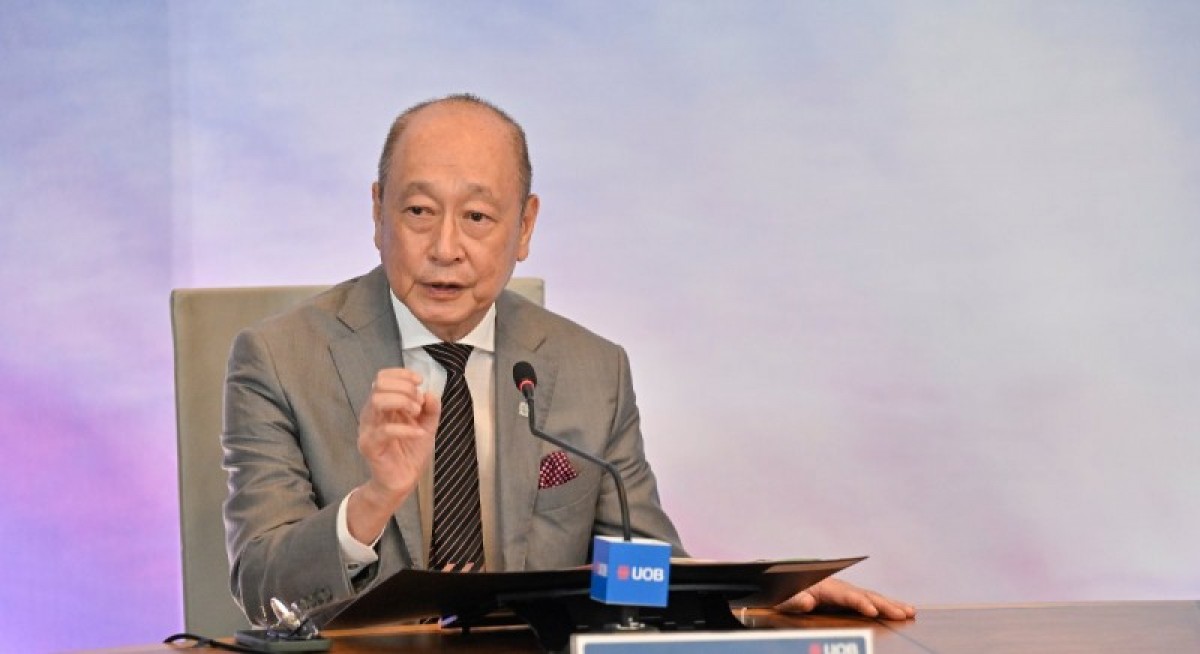 UOB’s CEO Wee Ee Cheong buys 100,000 shares for $34.475 apiece after ...