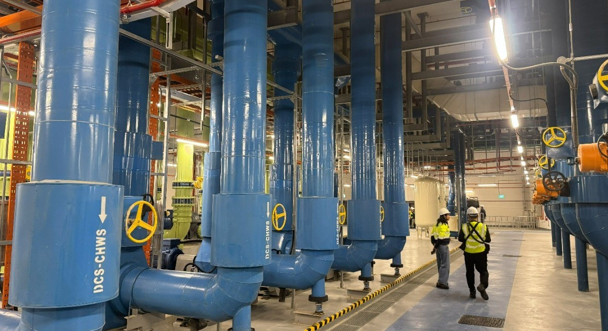 Singapore brings back 19th-century tech to beat warming climate